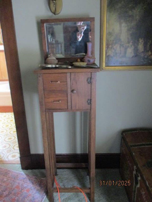 Unique & Interesting Auction - Sundsbak Auctions & Appraisal